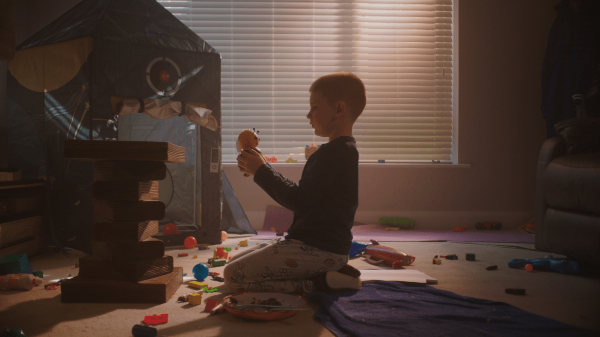 Behind the Scenes of ‘The Babysitter’ – Gareth Stack